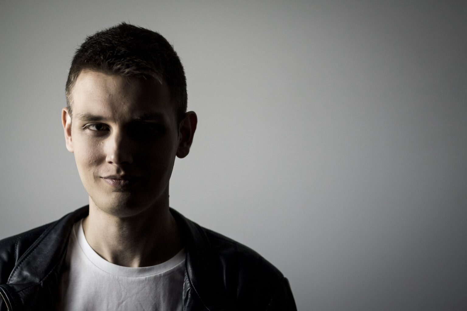 Shows Schedule - AH.FM